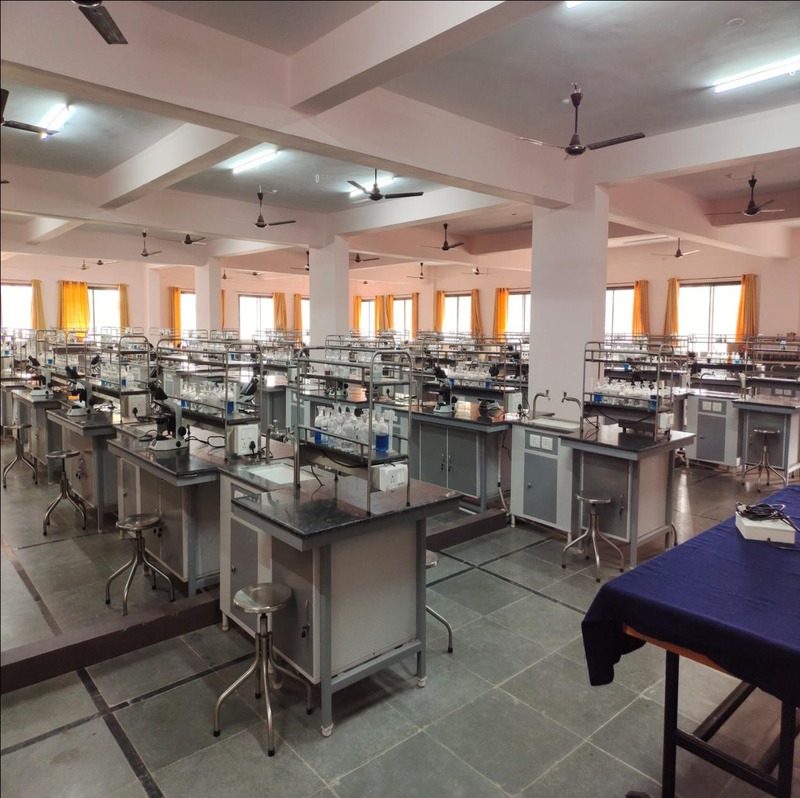 S.NIJALINGAPPA MEDICAL COLLEGE AND H.S.K HOSPITAL & RESEARCH CENTRE